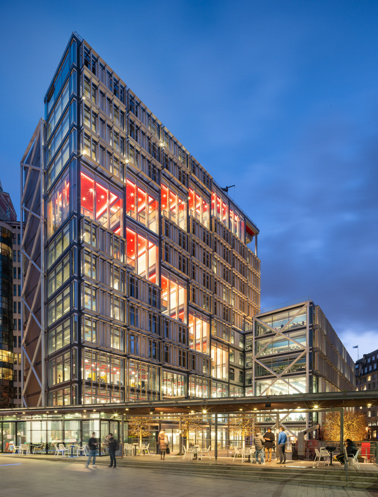 Tìm hiểu về ngôi trường lâu đời London School of Economics & Political ...