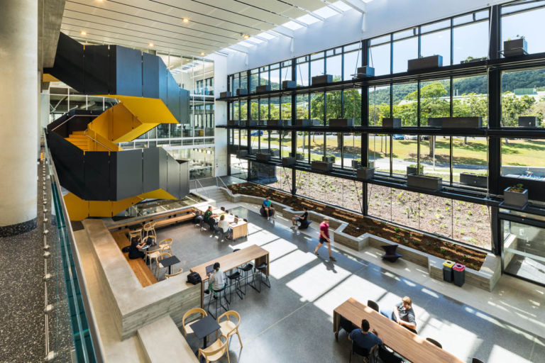 Du học Úc: James Cook University - Top 2% những trường Đại học tốt nhất ...